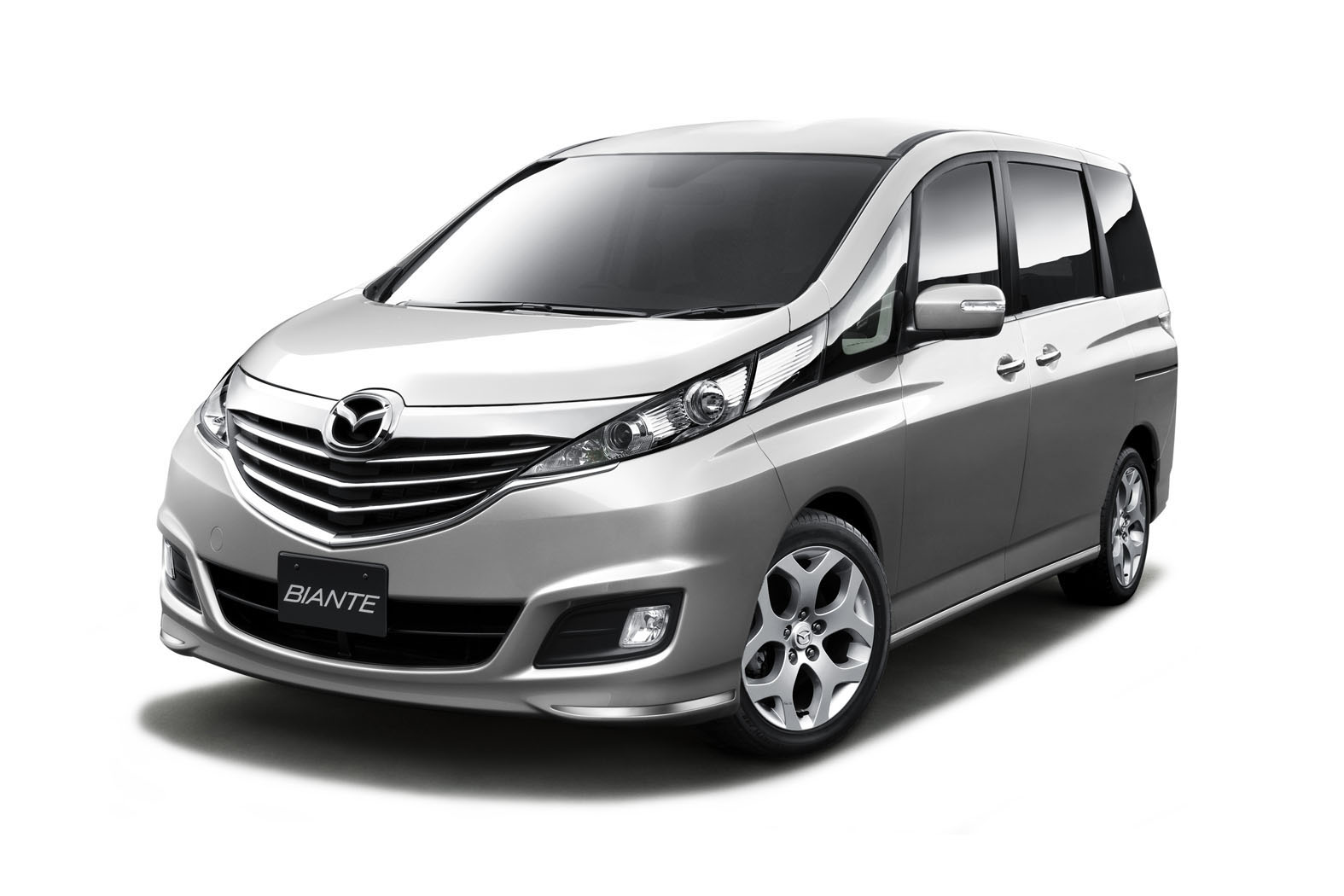 Spesifikasi Mobil Mazda Biante - PinterMekanik