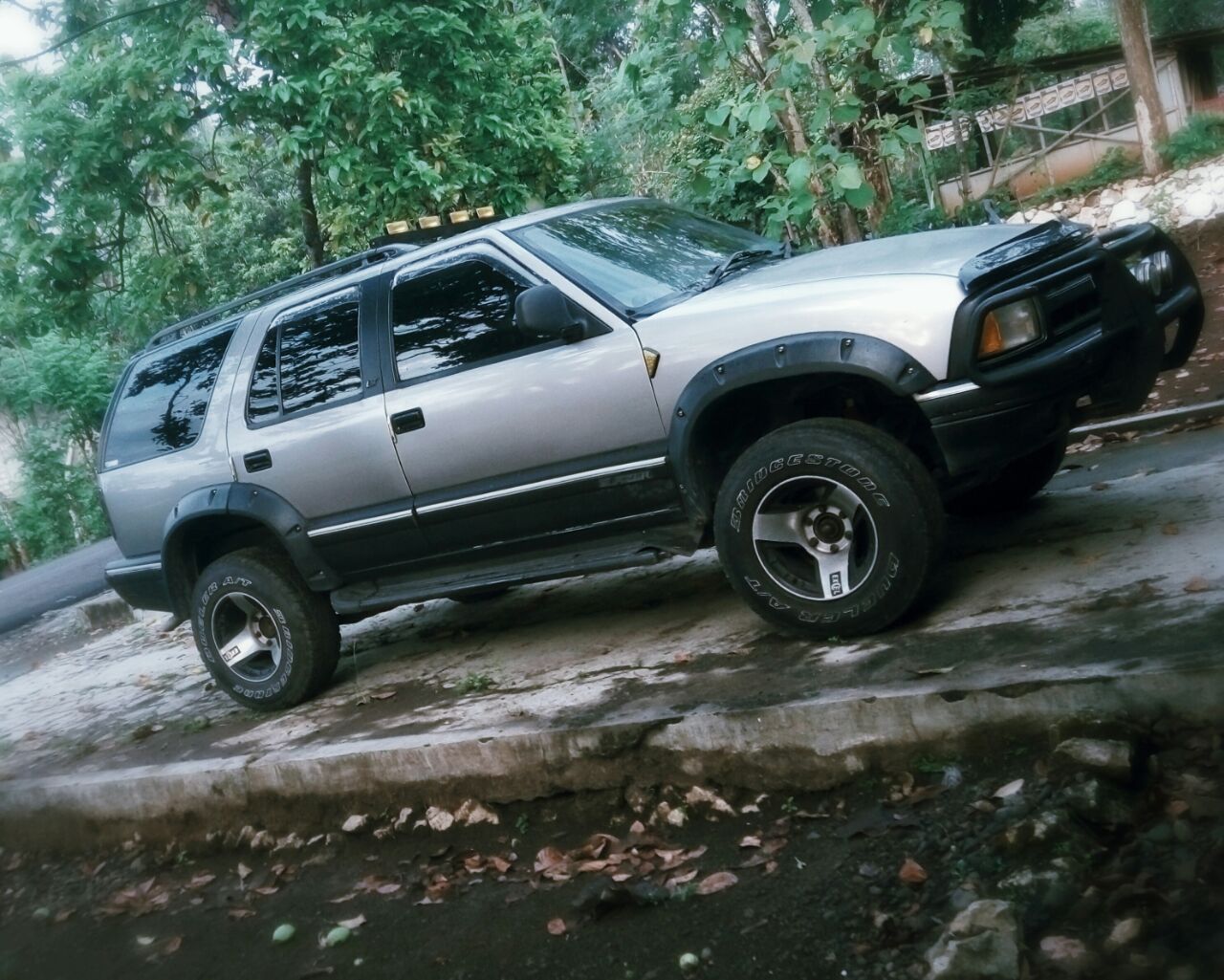 Kekurangan Mobil Opel Blazer - PinterMekanik