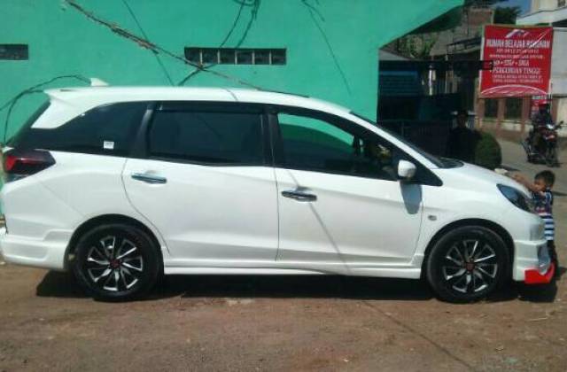 Foto Modifikasi Honda Mobilio Rs - PinterMekanik
