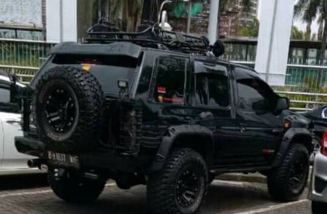 Modifikasi Nissan Terrano Kingsroad - PinterMekanik