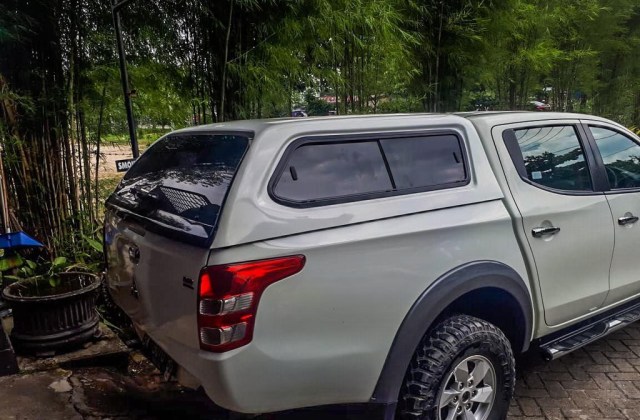 Harga Mobil Mitsubishi Triton Double Cabin 4x4 - PinterMekanik
