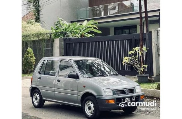 Spesifikasi Daihatsu Ceria 2003 - PinterMekanik