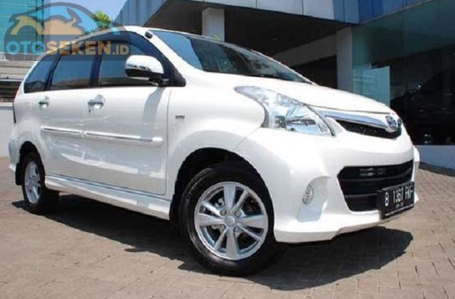 Toyota Veloz Putih - PinterMekanik