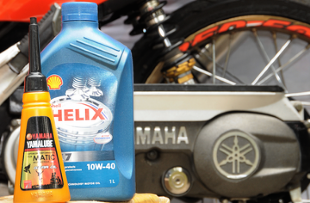 Oli Mobil Dipakai Di Motor Matic - PinterMekanik