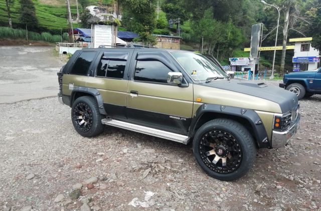 Modif Nissan Terrano Kingsroad - PinterMekanik