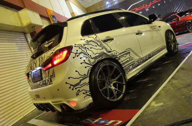 Modifikasi Mitsubishi Outlander - PinterMekanik