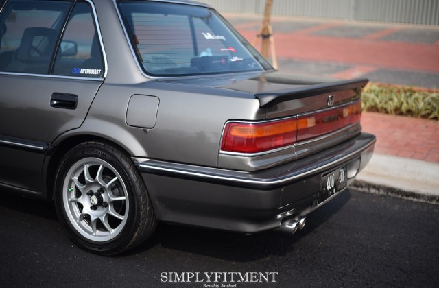 Foto Modifikasi Mobil Honda Grand Civic - PinterMekanik