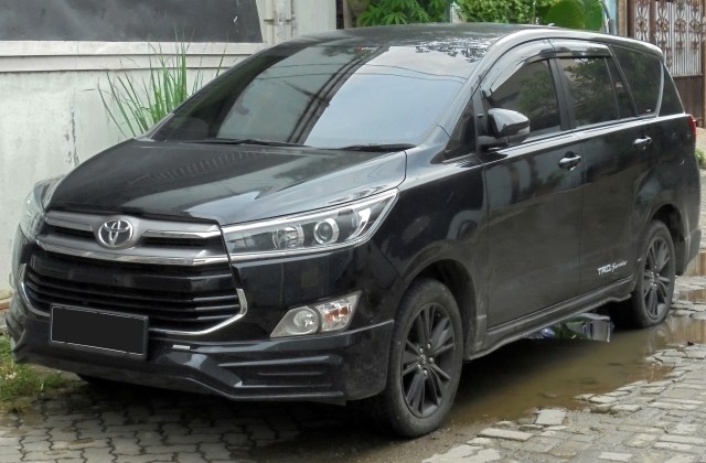 Toyota Kijang Innova V - PinterMekanik